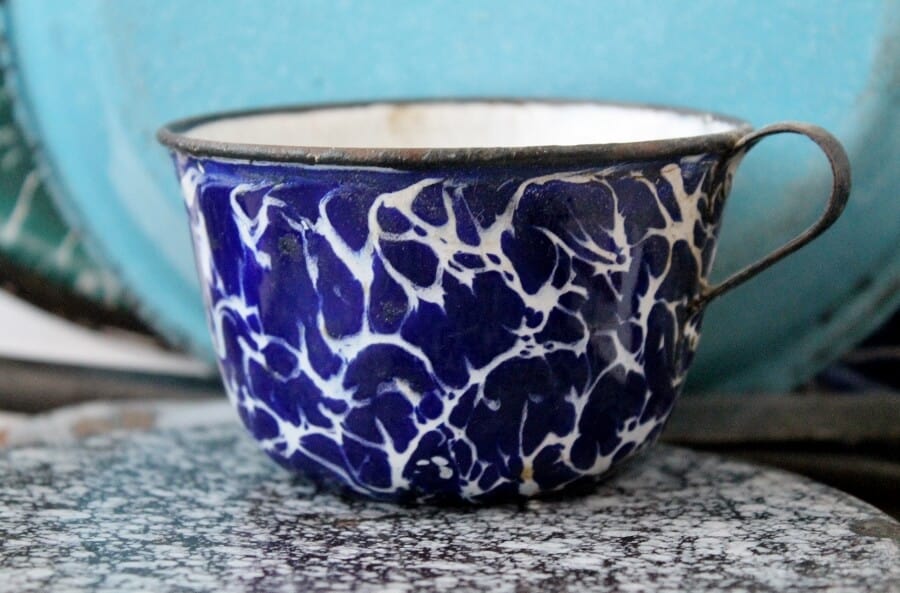 Collecting Vintage Enamelware: History & Values • Adirondack Girl @ Heart