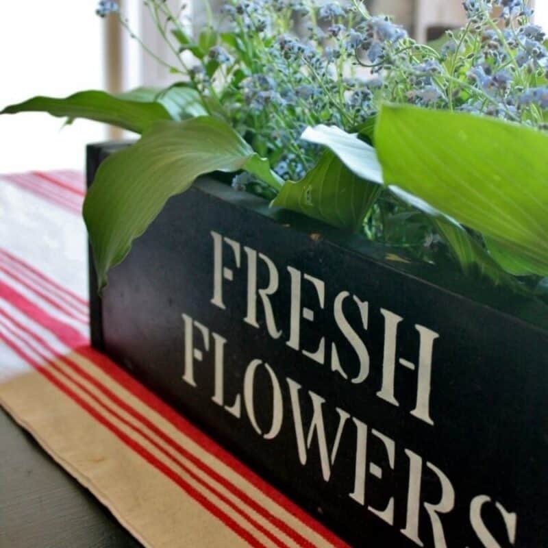 80+ Popular Farmhouse Craft & DIY Projects • Adirondack Girl @ Heart