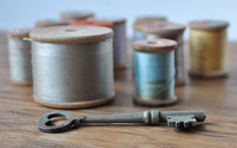 A Guide to Collecting Vintage Thread • Adirondack Girl @ Heart