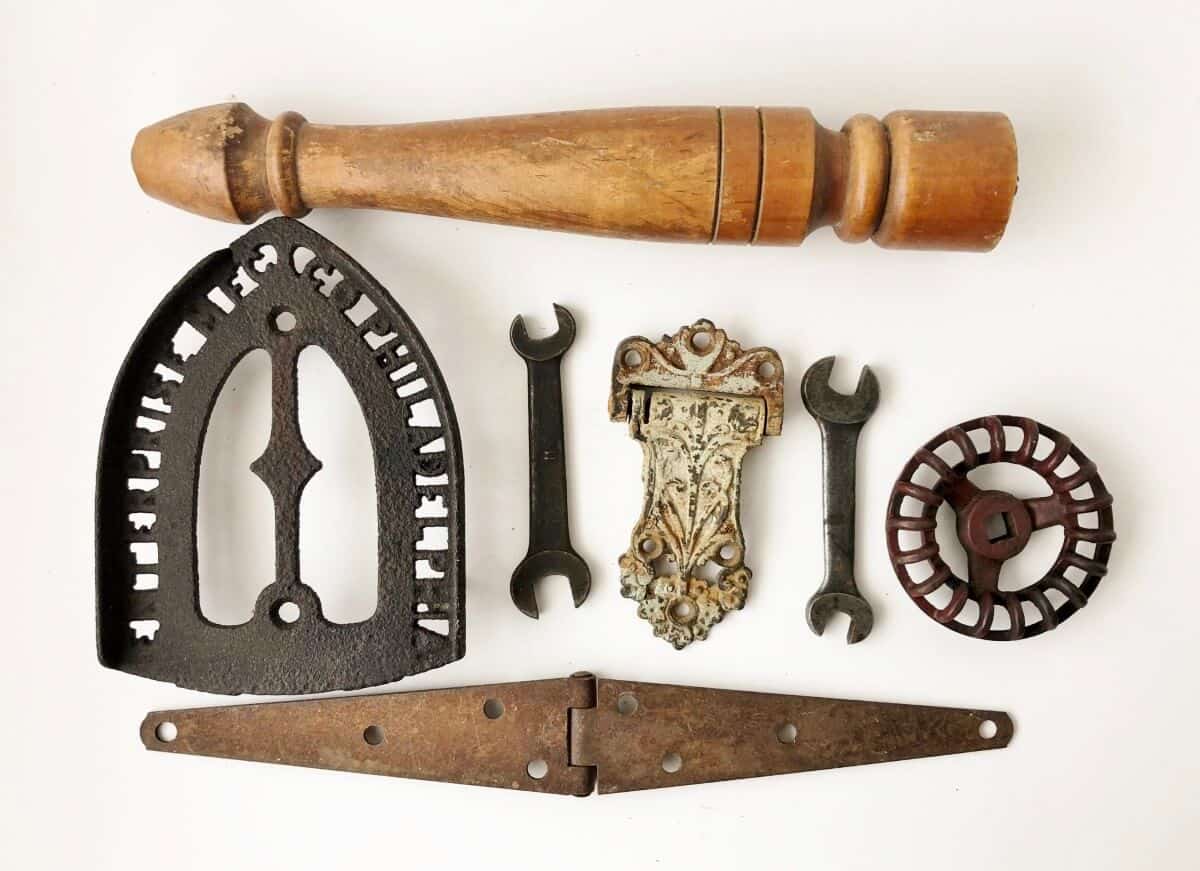 Make a Junk Angel with Vintage Hardware • Adirondack Girl @ Heart