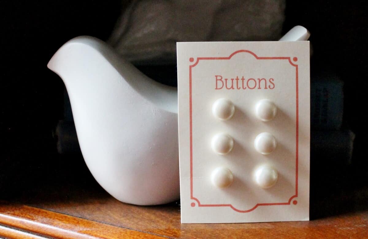 Display & Sell Vintage Buttons [+ FREE Printables] • Adirondack Girl ...