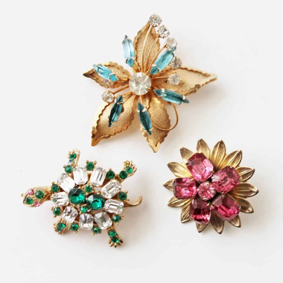 A Clever Way to Wear a Vintage Brooch • Adirondack Girl @ Heart