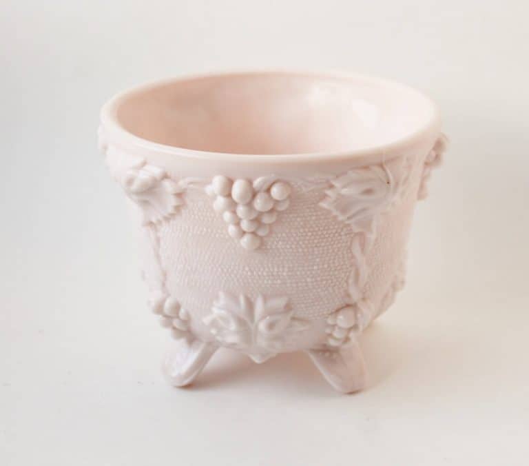 A Complete Guide to Milk Glass [History & Values] • Adirondack Girl @ Heart