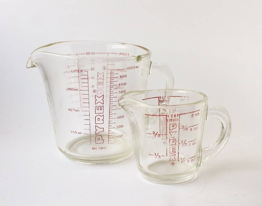 A Guide to Collecting Vintage Pyrex [History & Values] • Adirondack ...