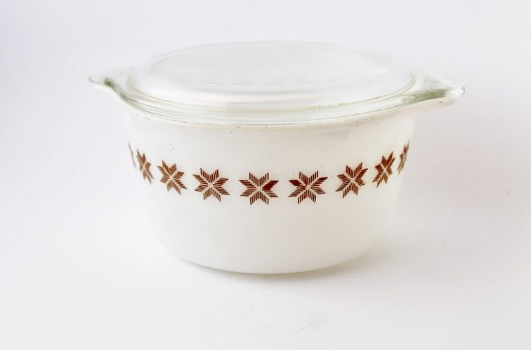 Vintage Pyrex Price Guide • Adirondack Girl @ Heart