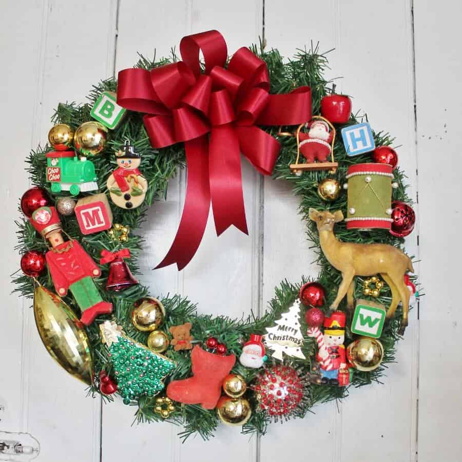 Gaudy Christmas Wreaths That Sell • Adirondack Girl @ Heart