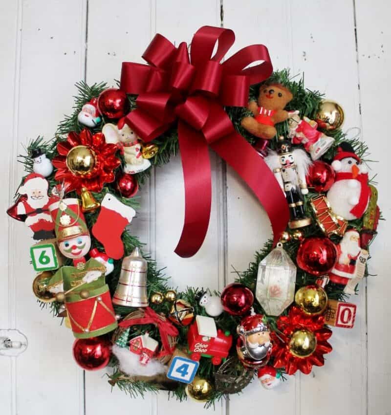 Gaudy Christmas Wreaths That Sell • Adirondack Girl @ Heart