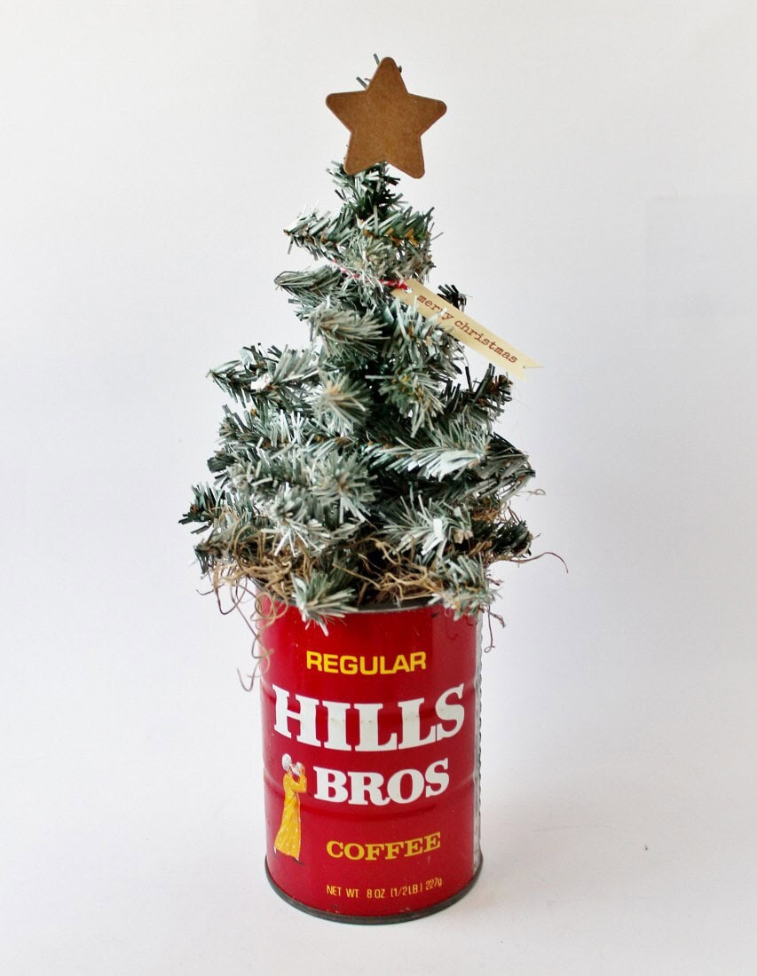 Vintage Christmas Tree Centerpieces Using Old Tins • Adirondack Girl ...